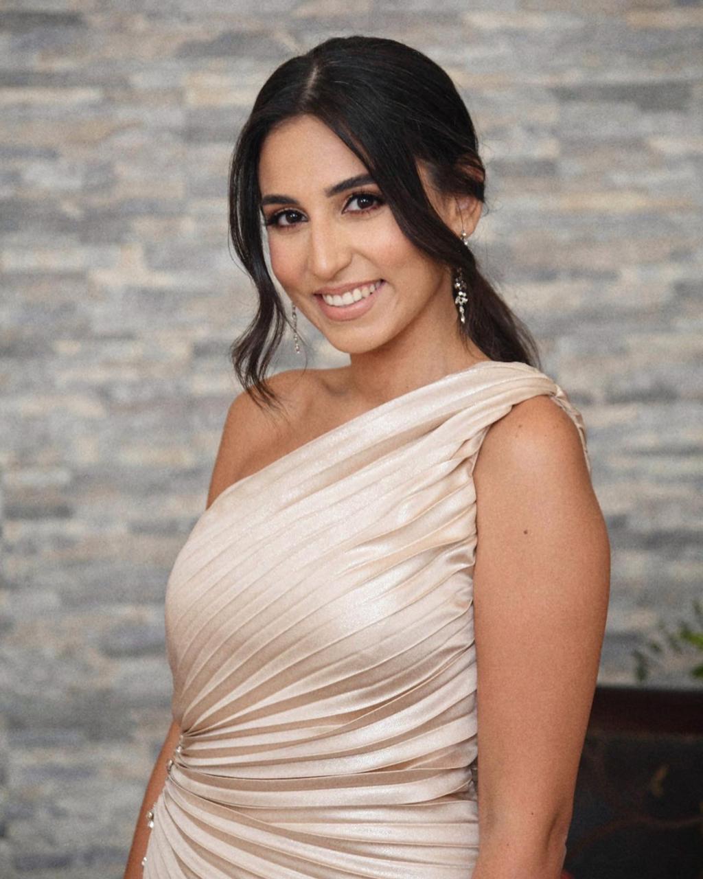 Discover Christelles unique portfolio on MMG Talent!