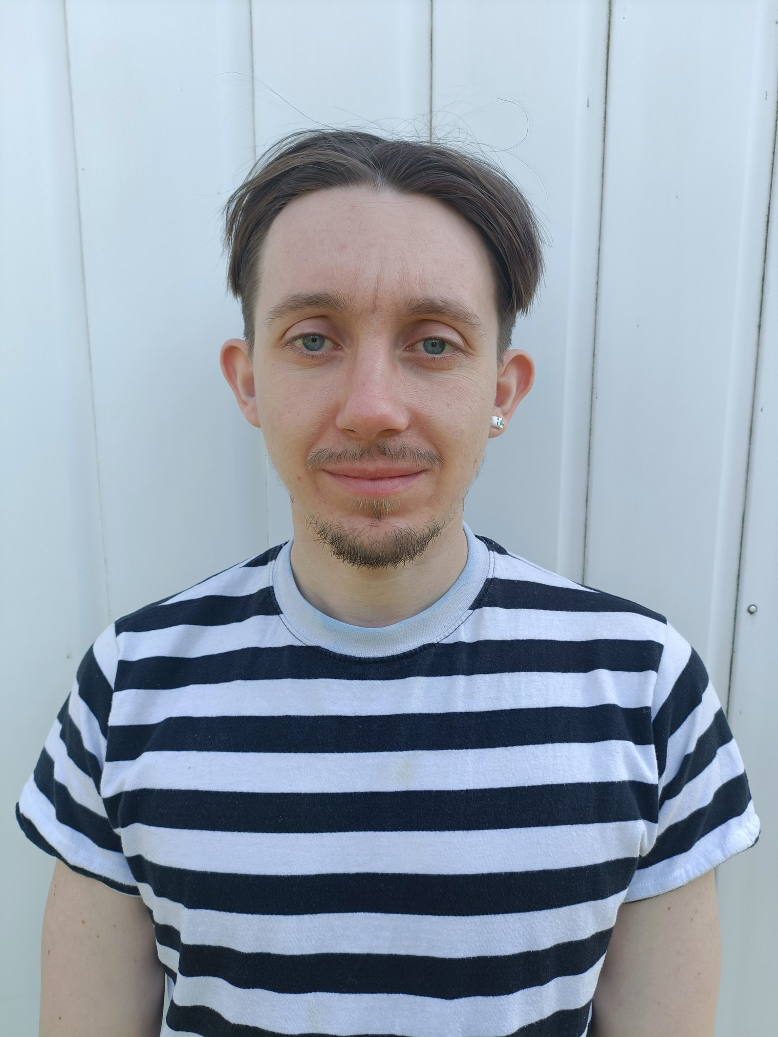 Discover JAMESs unique portfolio on MMG Talent!