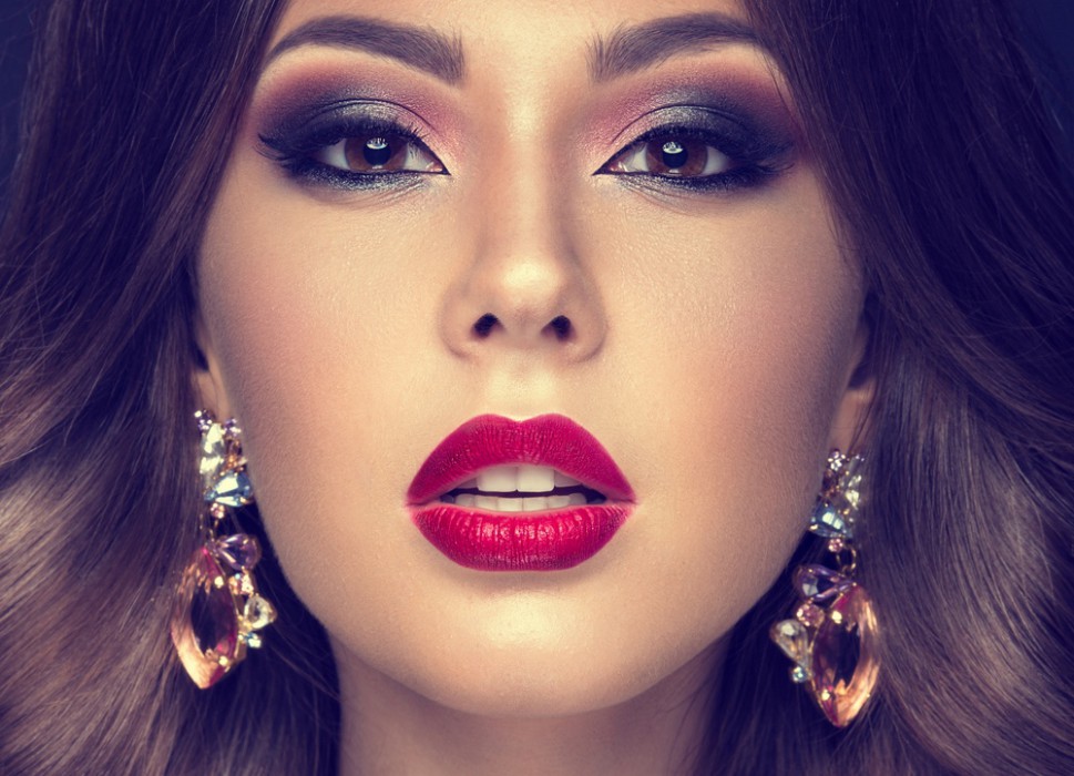 Arab Women For Makeup Tutorial
