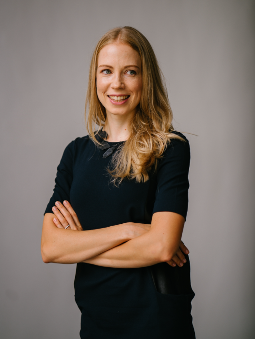 Permanent Hostesses Required for Bar/Restaurant